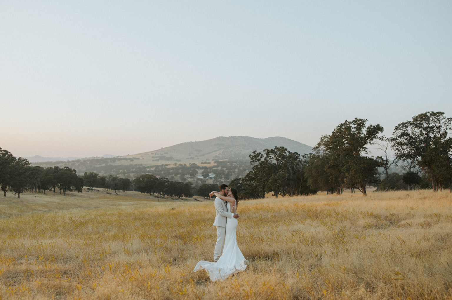 The Importance of Golden Hour Wedding Portraits - Showit Blog